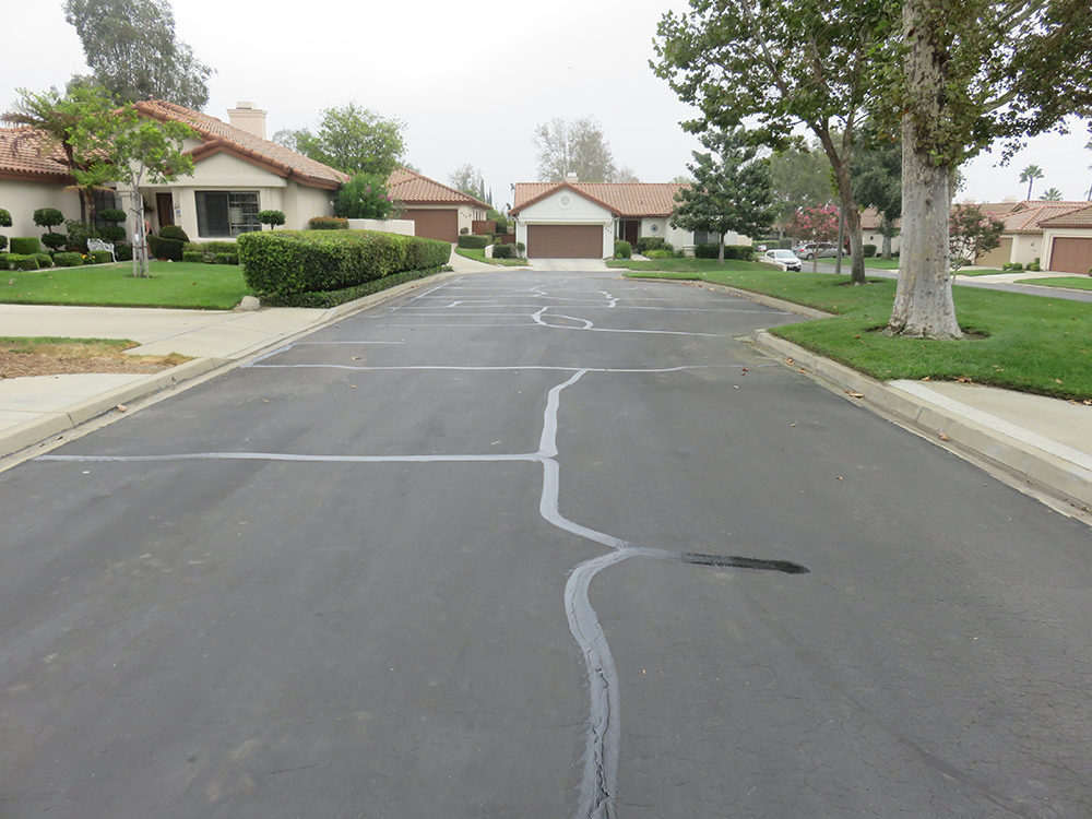 Riverside, Ca (Crackfill) - Goldstar Asphalt Products
